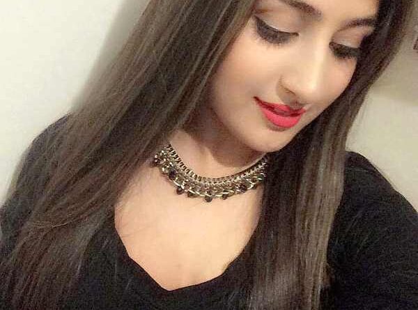 চুমু খেতে খেতে খালাতো বোনের দুধ দুটো চাপতে লাগলাম - Bangla Panu Golpo